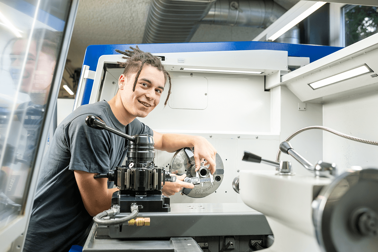 Produktionsmechaniker/in EFZ | Berufsbildung STUDER